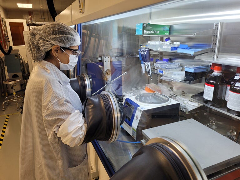 Silicon Solar Cell Laboratory - Solar Energy Research Institute of ...